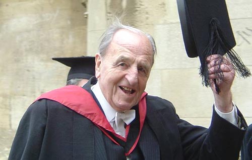 Obituary - George Cawkwell - University College Oxford (Univ) Univ